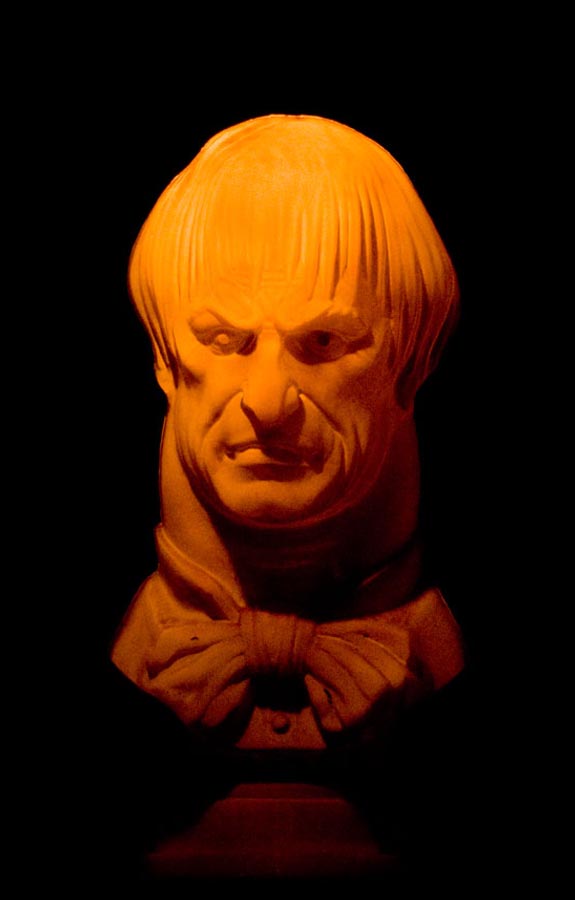 Grimlock Manor: The Hollow Face Illusion.