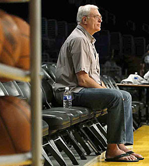 BlazeAdams.247: PHIL JACKSON SAYS "COUNT ME IN"...