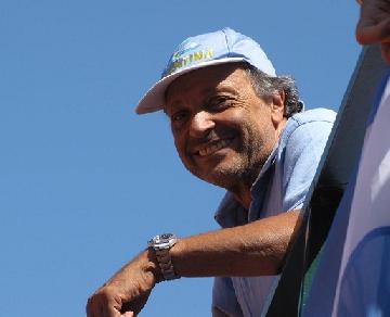 New Shows: Roberto Giordano habría salido del país