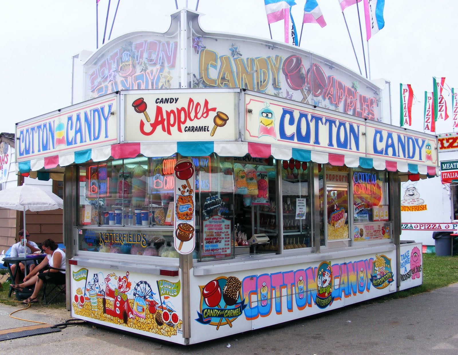 MAGIKAL SEASONS: Eye Candy at the Carnival!