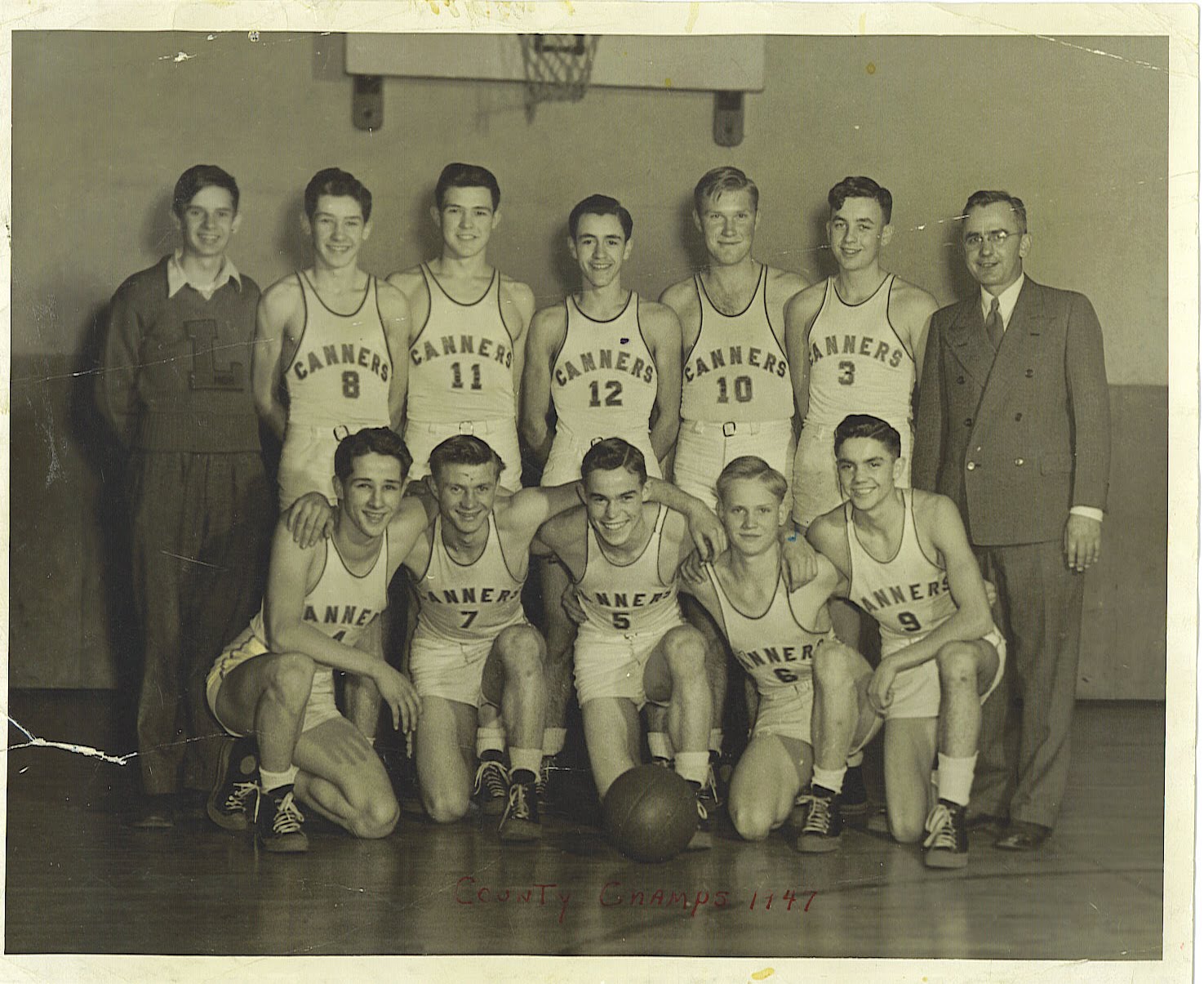 cannerhilites: Basketball Team 1946-47 Varsity