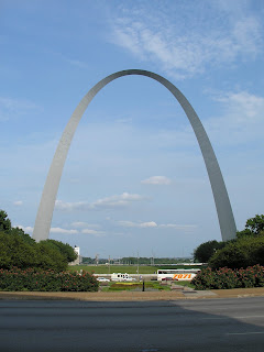 World famous Arches: The Gateway arch: Missouri, USA