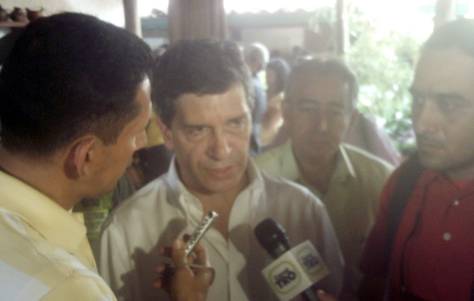 Política Expresiones: Comenzó la campaña de Rafael Pardo por la ...