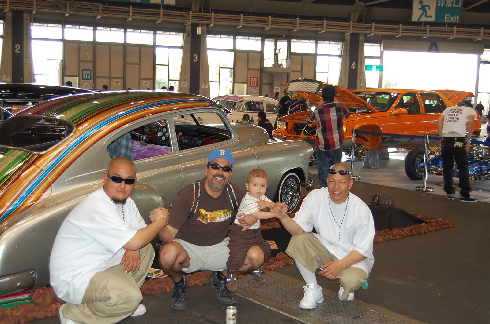 Travel with Tony and Bettina: Maxi goes to the Japanese Lowrider Car Show