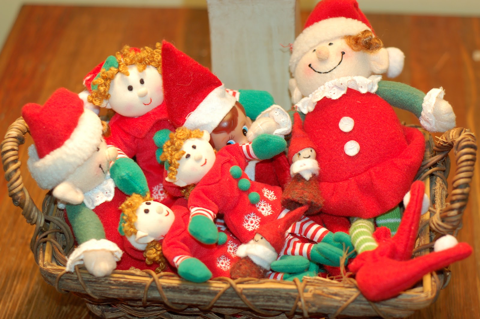 Life With Lulu and Junebug...And Carter, Too!: Elf Party