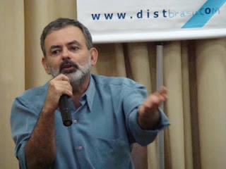 O trabalho: Entrevista com o professor Sérgio Lessa: " O trabaho continua vivo"