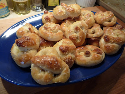 Catholic Cuisine: Pretzels