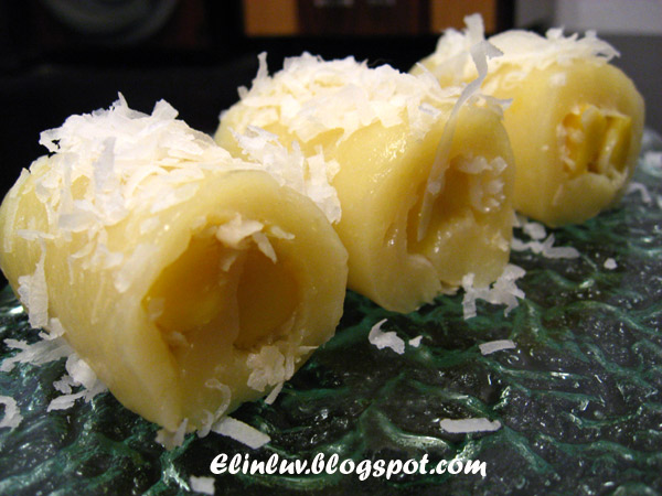 Elinluv's Tidbits Corner: My Close Brush With Mango Glutinous Rice Rolls