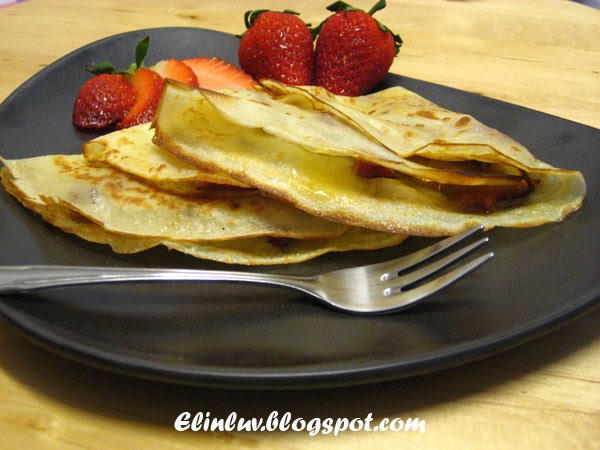 Elinluv's Tidbits Corner: Cheesy Crépes With Bacon Chips