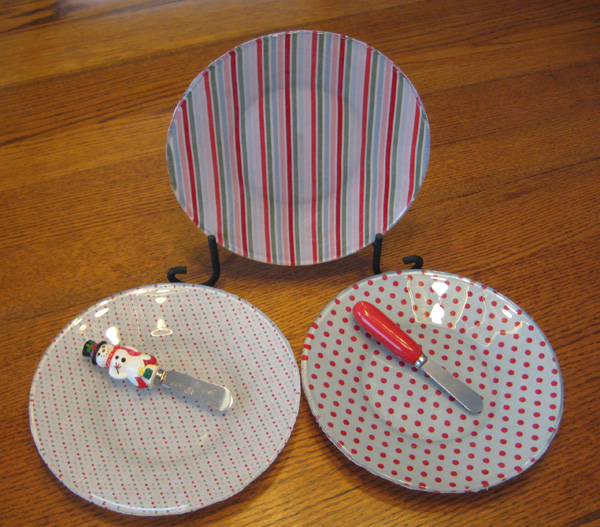 Great Minds Ink Alike: Fabric Plates