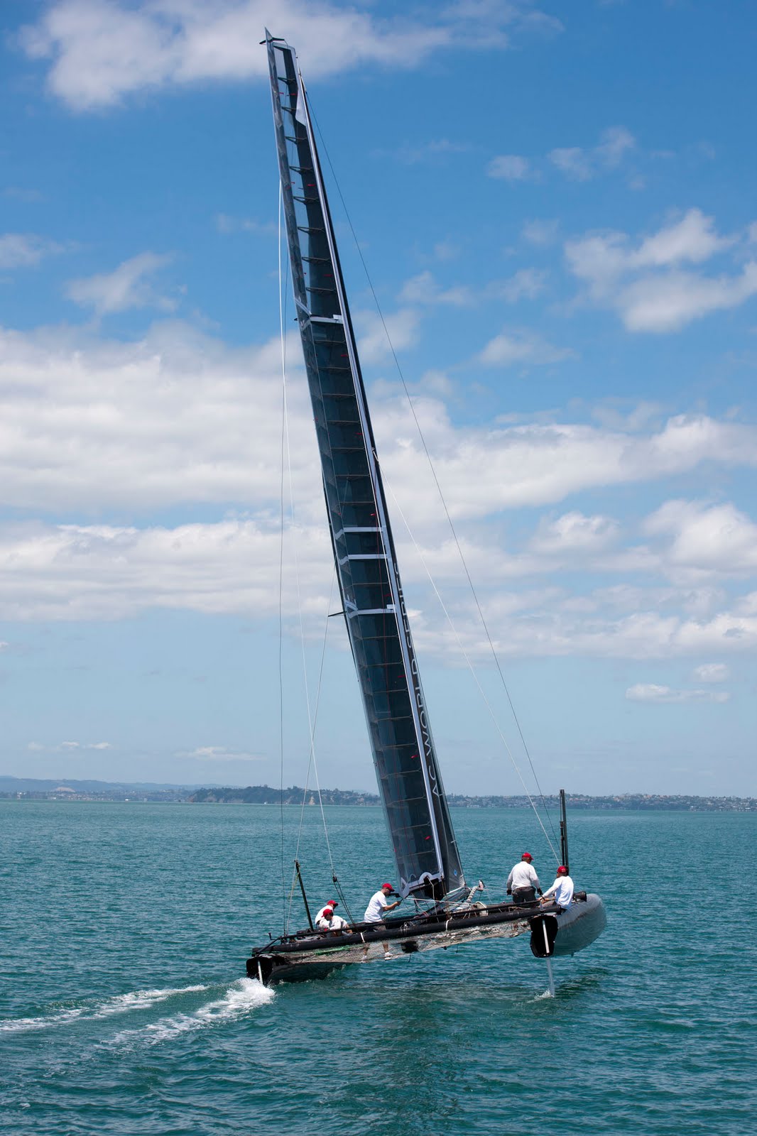 SailRaceWin: America's Cup: First Aerial Images of the AC45 in Auckland