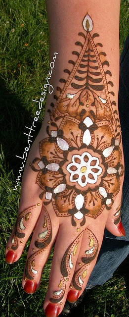 Multi Color Mehndi Designs | New Mehndi Picture Collection ~ She9 ...