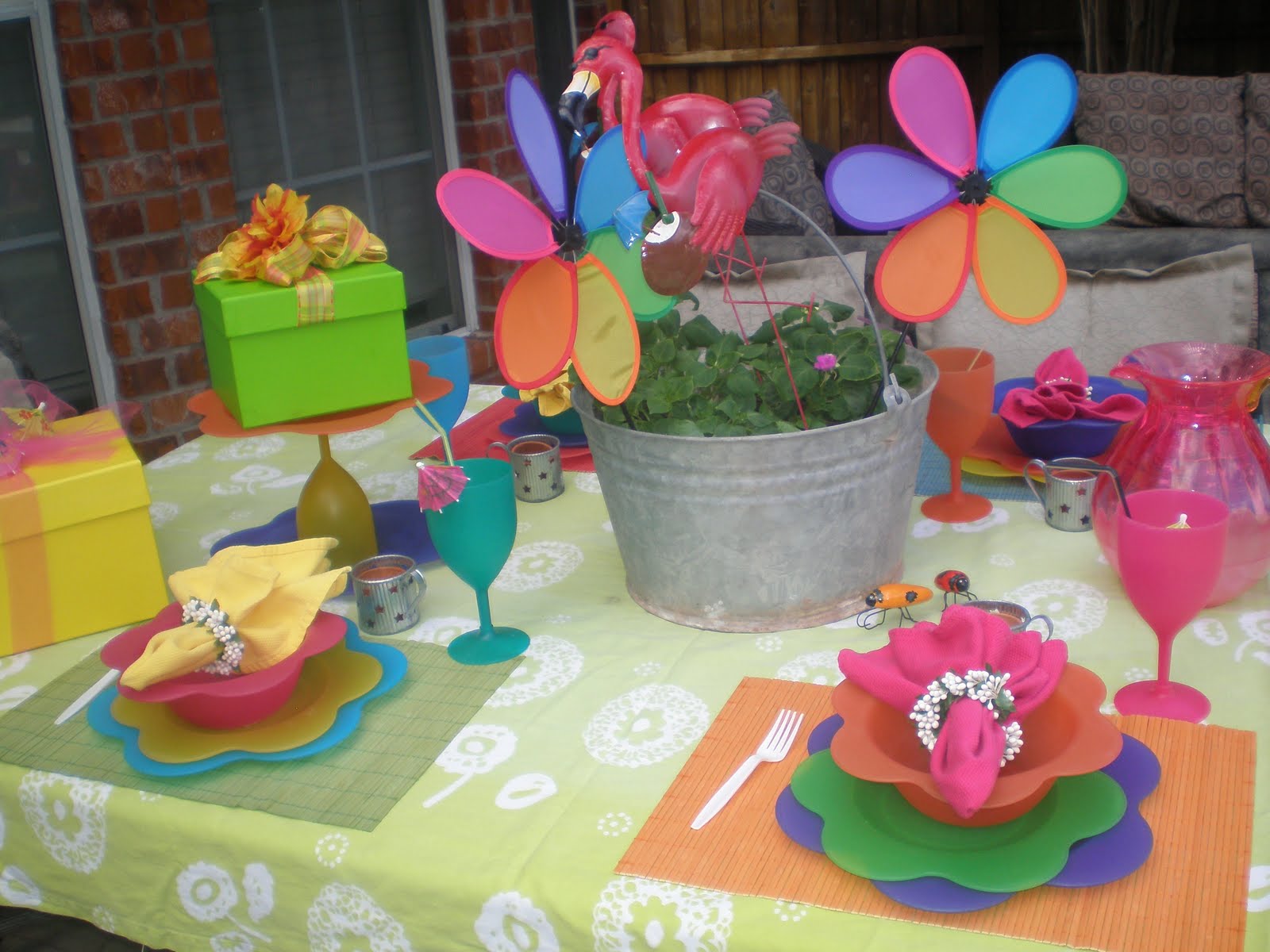 Pink Flamingo Summer Tablescape - The Style Sisters