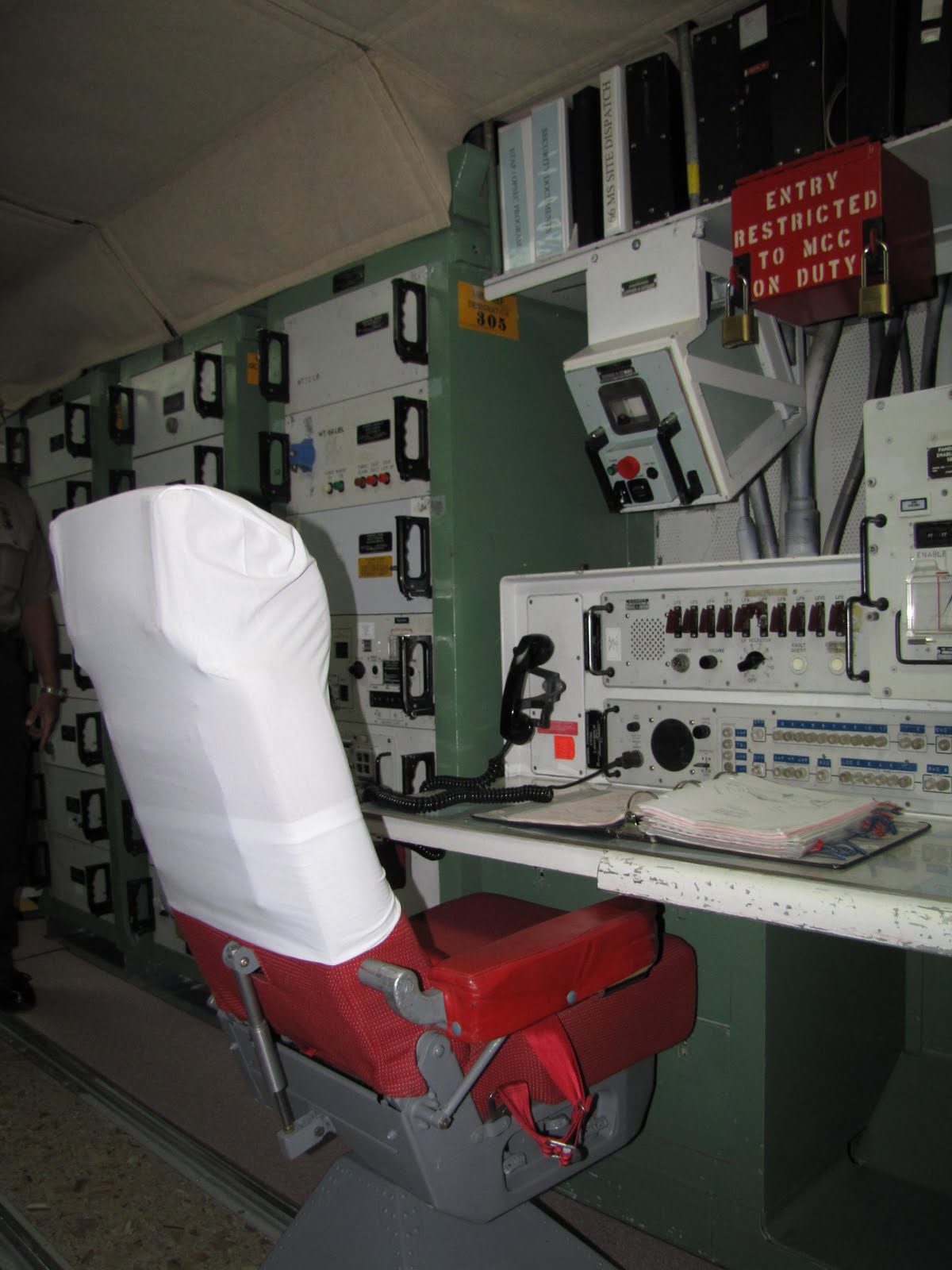 Female crew members of the 308th Strategic Missile Wing at work, Little ...