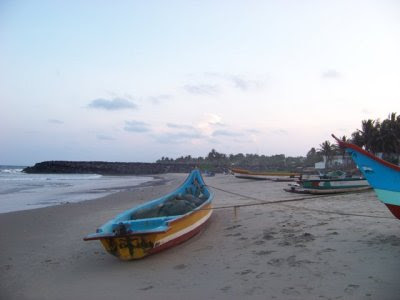Darjela in India: Les "PADAGU", pirogues indiennes