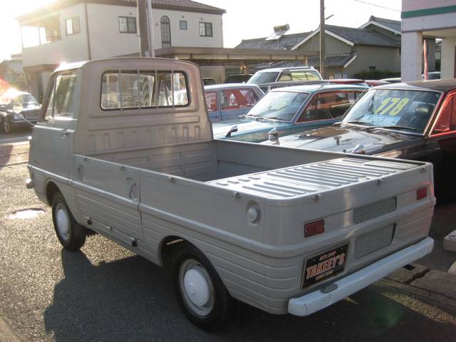 NINJA GARAGE: 1966 MAZDA BONGO TRUCK