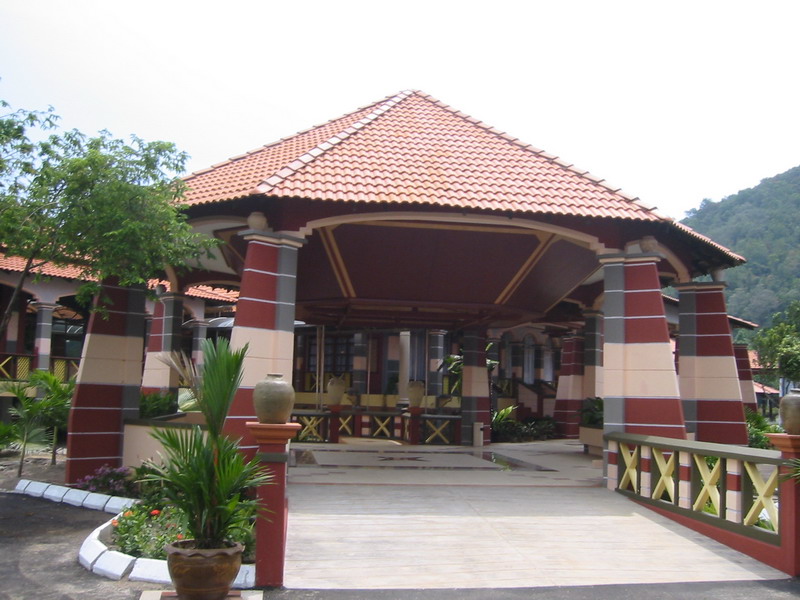 MATAKU PEDAS DI TERENGGANU: Bukit Keluang Beach Resort, Besut ...