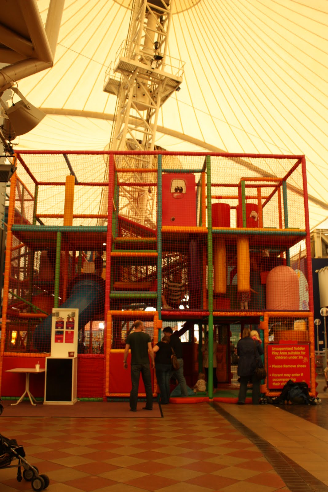 Mellow Mummy: The Sunday Review - Butlins, Bognor Regis : Taking life ...