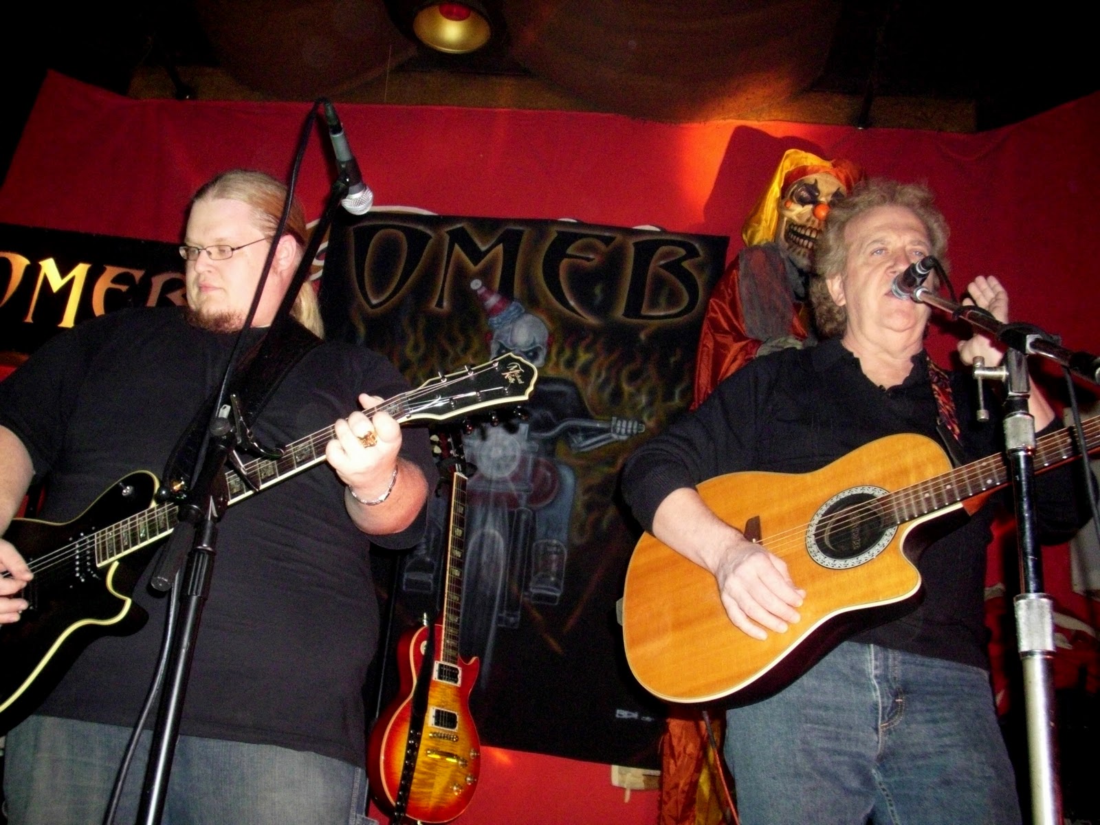 That Crashing Sound: OMEB Halloween at Bobby Mackey's