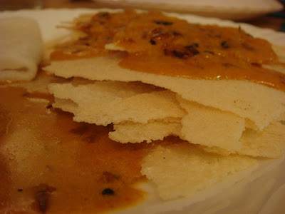 Indian Thaali: Kori Rotti /Mangalore Chicken curry with Rice Wafers