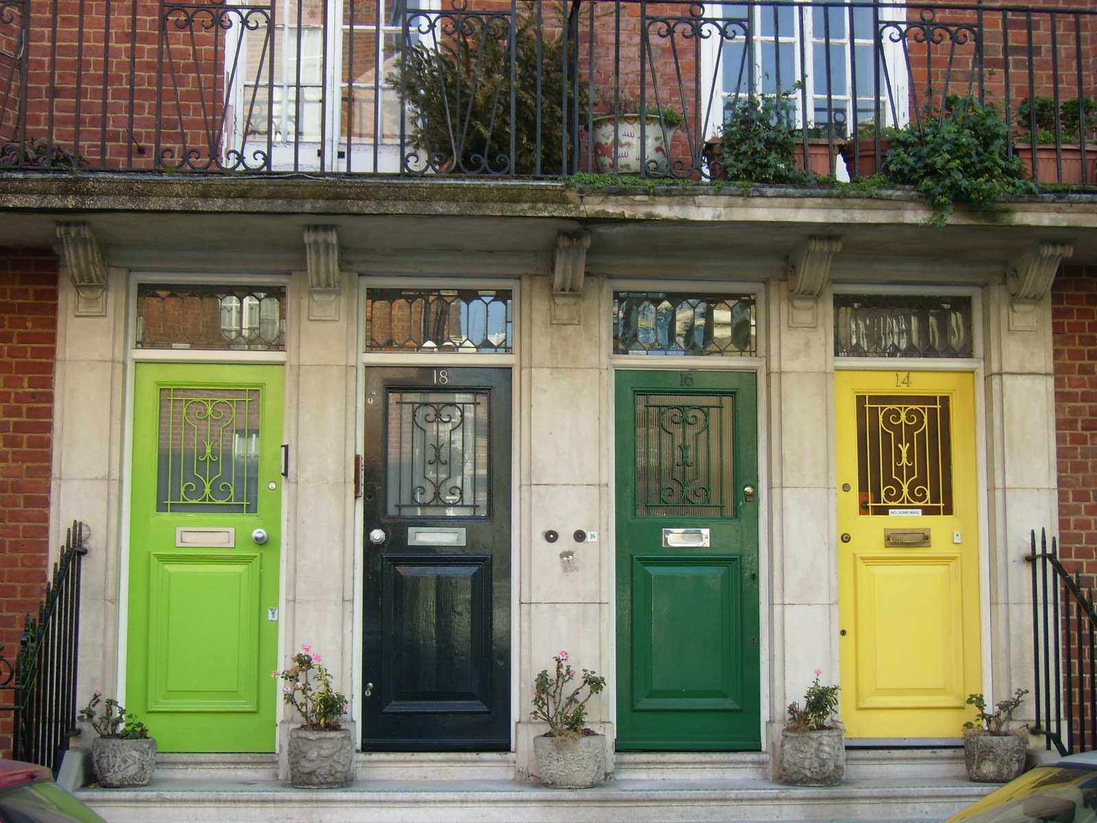 Falls Design: I Love Colorful Front Doors