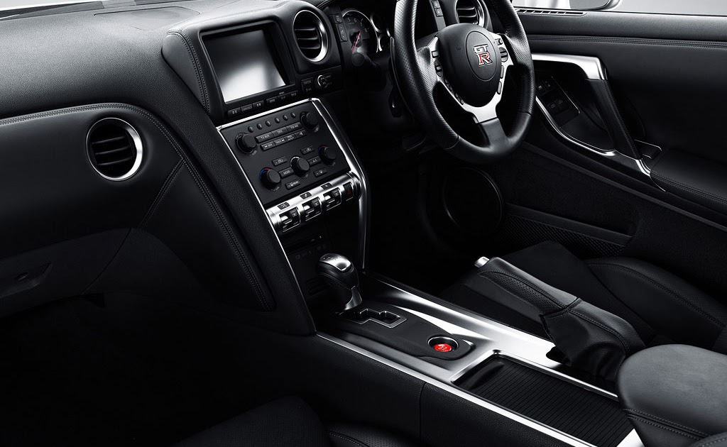 R35 GT-R interior pictures - 2009gtr.com