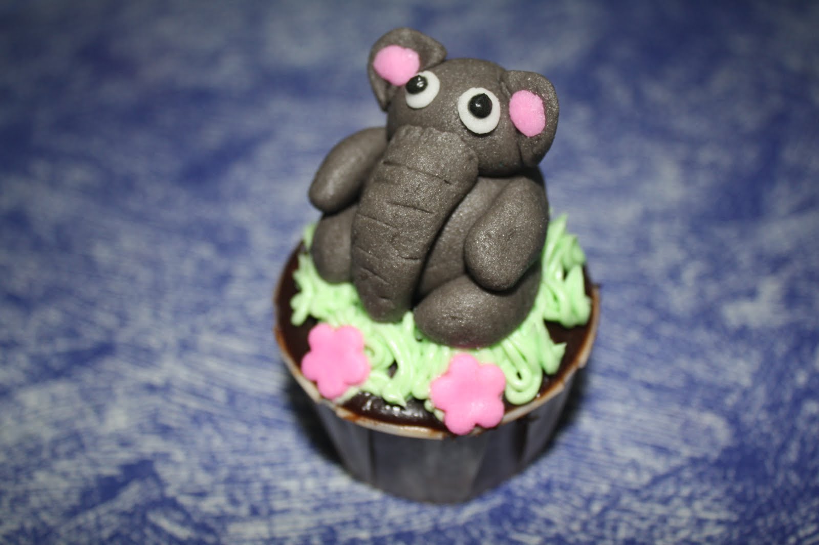 * Lissa n Rayyan ~ My Little Cupcakes * MA0150807-H: 3D Animal Cupcakes