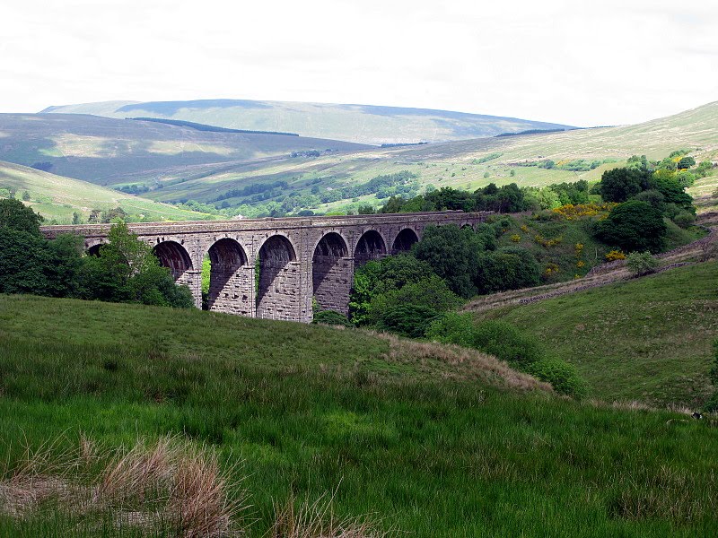 Paul Lydon: The Dales Way - Station Inn, Ribblehead to Dent (10 miles)