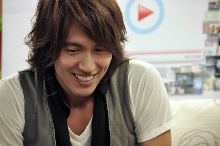 Jerry Yan | 言承旭: Genuine Smile
