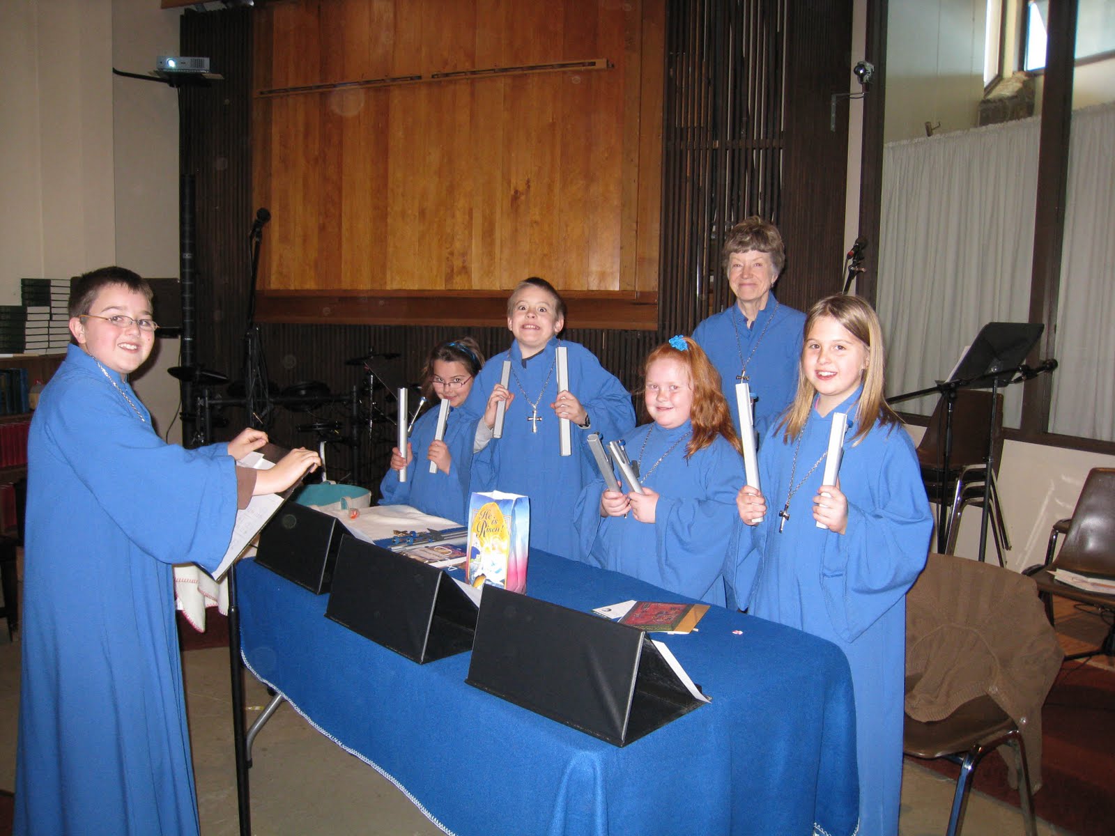 Hosanna Lutheran Church: Hosanna Youth Chime Choir