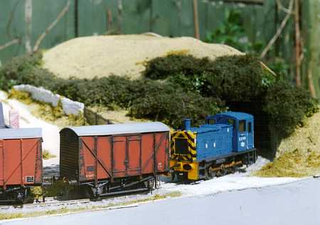 Petra Pizza - a 4 square feet HO scale layout - Boxfiles, Micro layouts ...