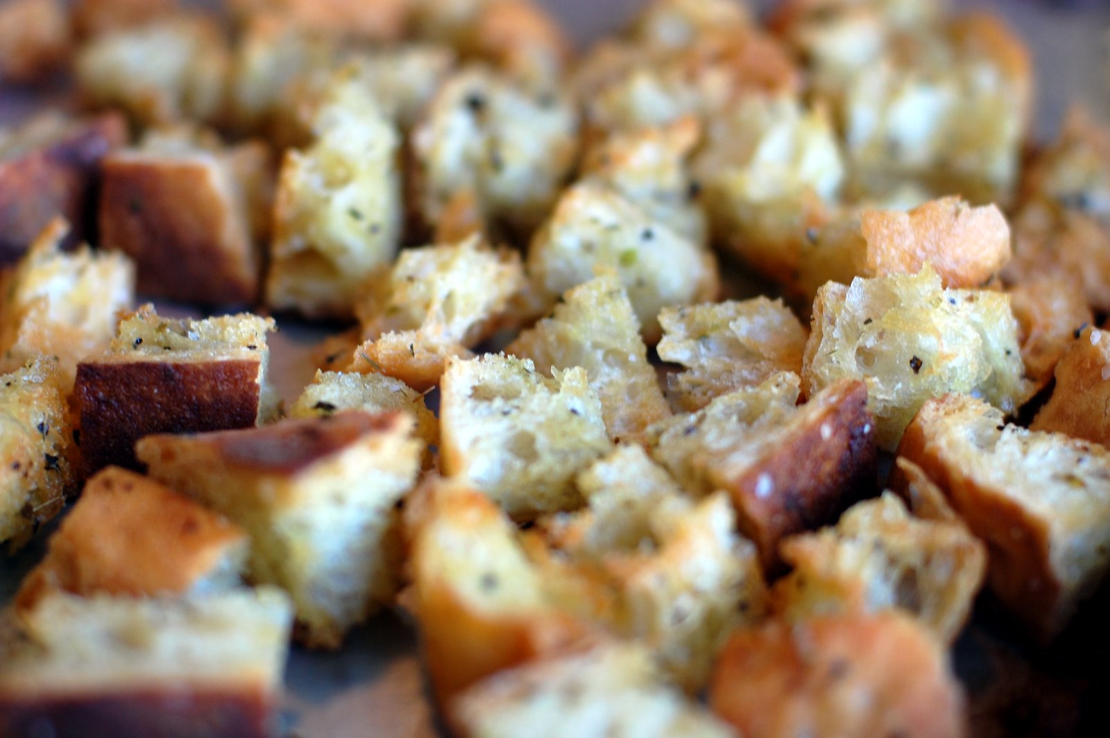 Barefoot and Baking: Homemade Croutons