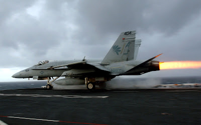Free Widescreen Wallpapers: F18 Hornet Carrier Launch 1680 x 1050 ...