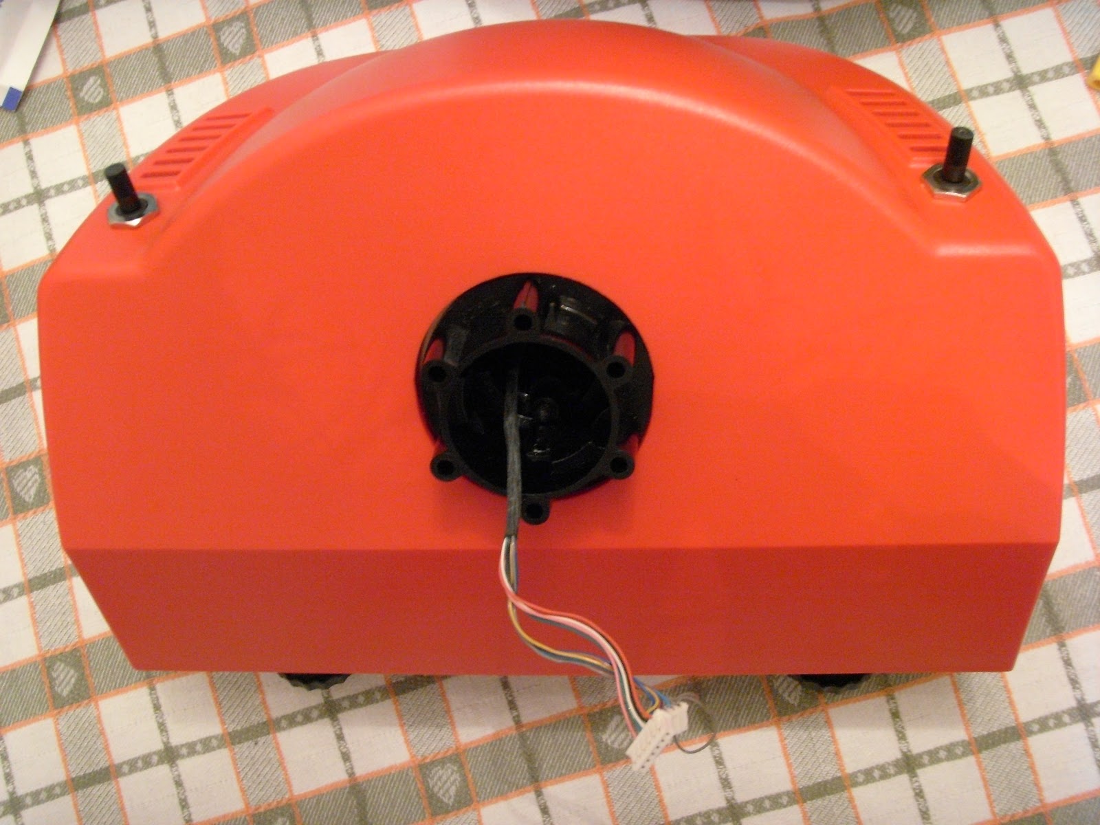 SilentException's TechBlog: Logitech Momo Force (red) hardware calibration