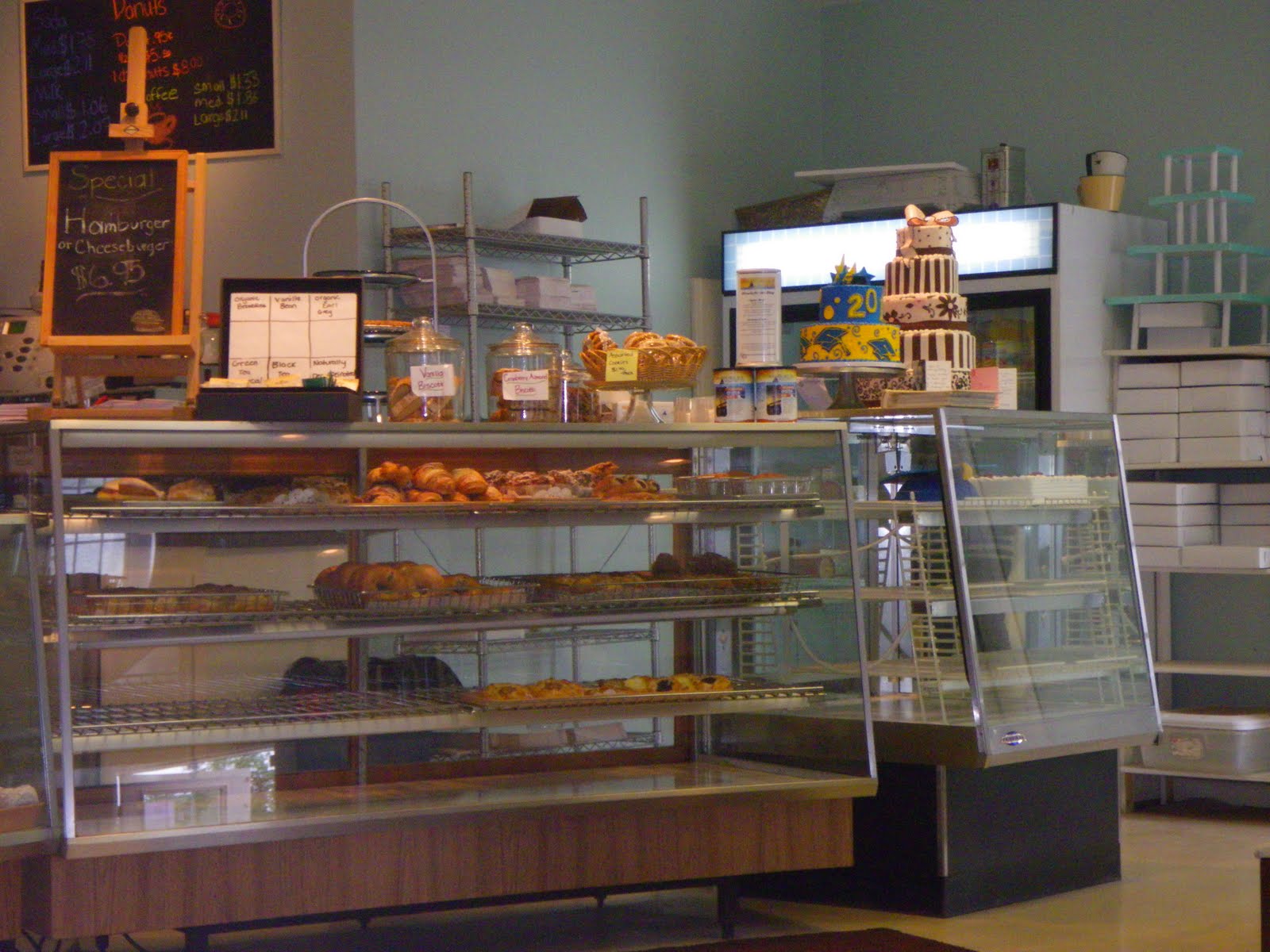 KEITHACCINO'S DAILY DONUT: The Daily Donut Day 29- Road Trip Bay ...