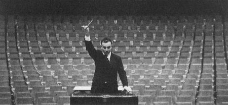 Performarte: Ives Klein