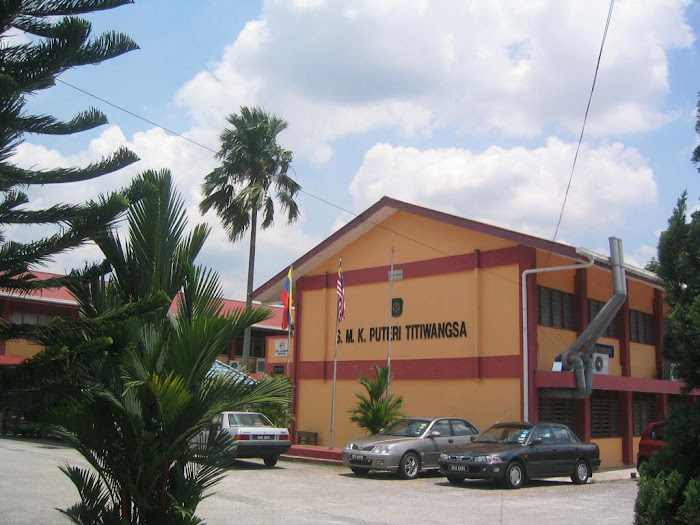 SMK PUTERI TITIWANGSA