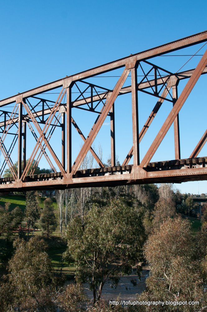 Tofu Photography: Yass railway bridge