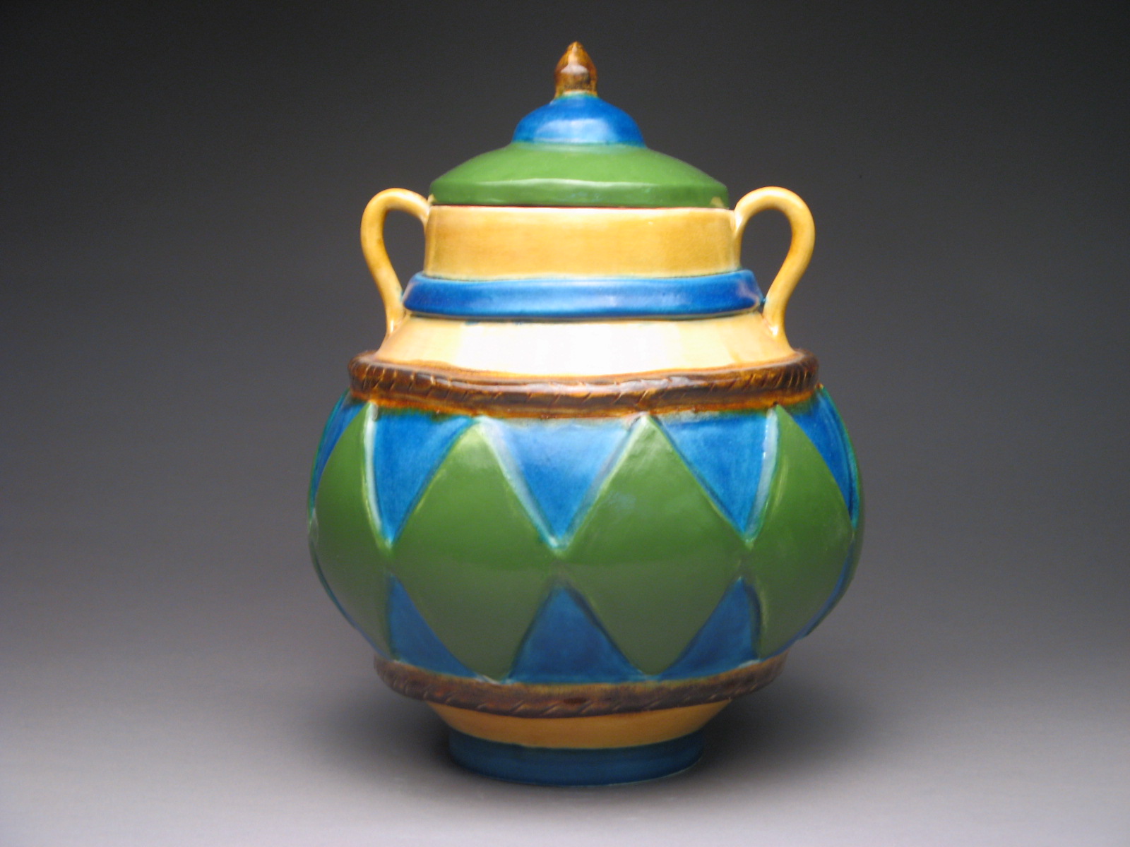 WHEN ART GETS INTERESTING!: Ceramic Pieces