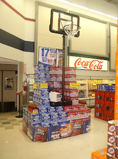 DisplayCraze: March Madness Display