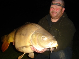 Carp fishing with Hortonfishing.com: Graviere de la Traque : James Ball ...
