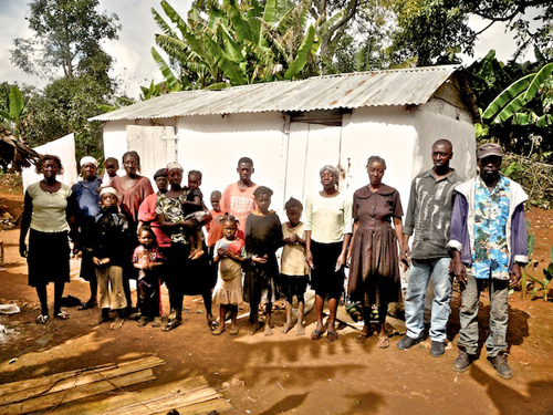 Bay Kout Men Haiti: BKMH recherche chaussures de sports pour Haïti