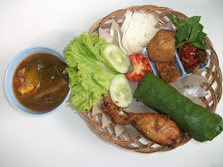 BAKUL TIMBEL: NASI TIMBEL KOMPLIT HANYA RP 10.000,-