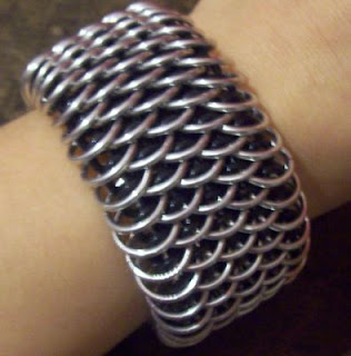 Rainbowfrogs77 Chainmaille: Dragonscale Chainmaille