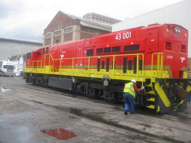 South African Railway News: Transnet new GE C30ACi locomotives