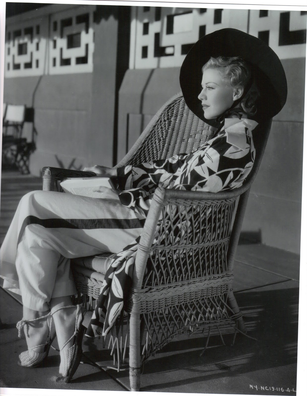 Vivian Talks Ginger Rogers: Chapter 8