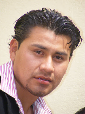 .: YAURI una buena familia