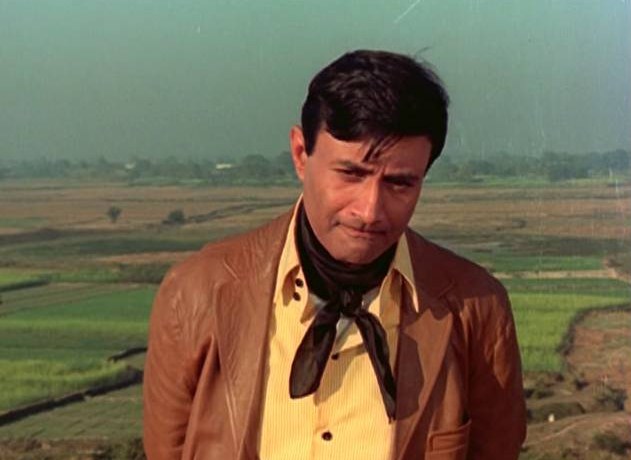 Bollywood Movie Fashion: Dev Anand in Johnny Mera Naam (1970)