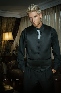 Alvaro Vallejo Villa: ALVARO VALLEJO by Johnny Lopera (2009)