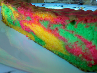 Zetty Bakery: Kek Pelangi @ Rainbow Cake